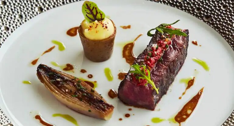 Sahn Eddar - Burj Al Arab - dizzer