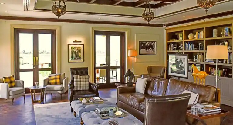 Dubai Polo Bar - Dubai Polo & Equestrian Club - dizzer