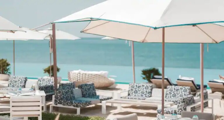 Sahn Eddar - Burj Al Arab - dizzer