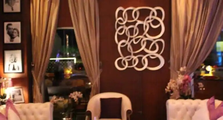 White Lounge - Habtoor Grand Resort Autograph Collection - dizzer