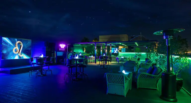 Zodiac Rooftop Lounge - Elite Byblos Hotel - dizzer