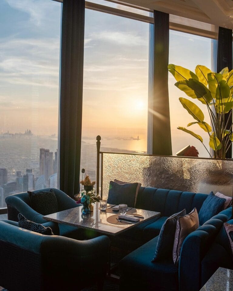 At.mosphere - Burj Khalifa - dizzer