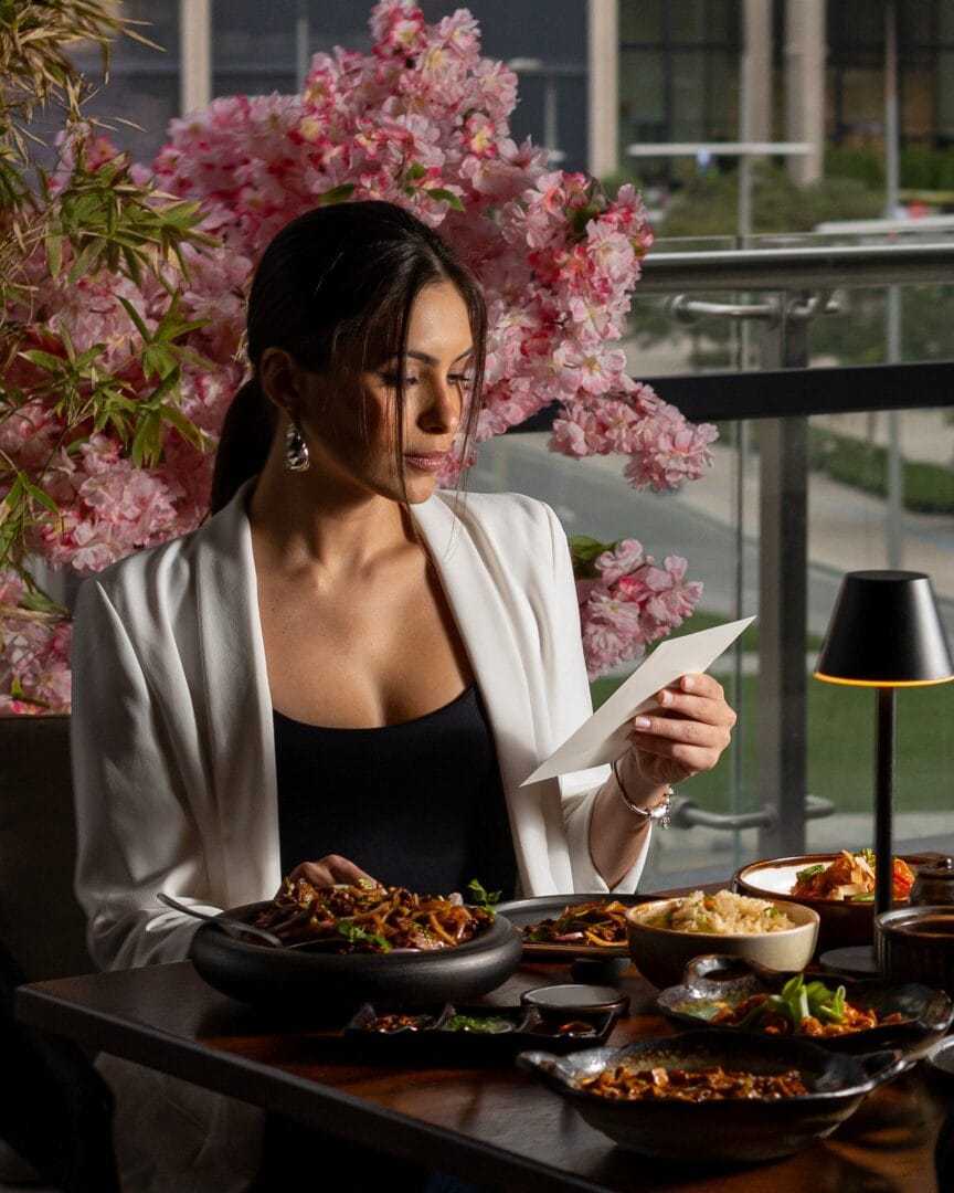 Business Lunch - Miss Tess - Taj Dubai - dizzer