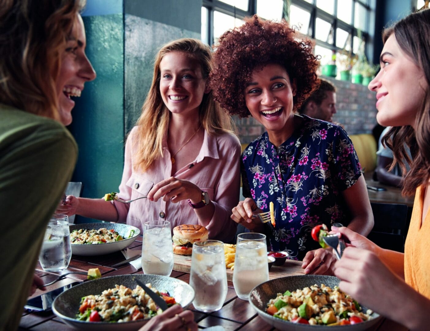 Sunday Roast - Maison Mathis - Arabian Ranches Golf Club - dizzer