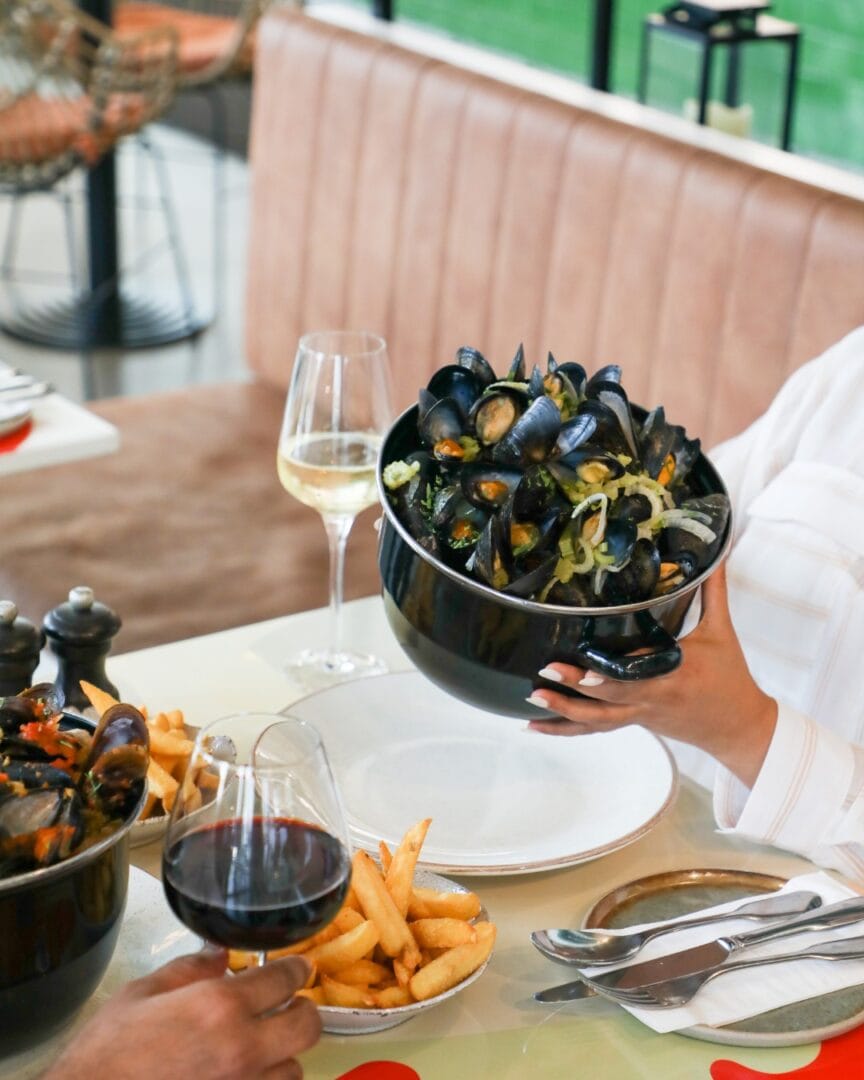 Mussels and Frites - Maison Mathis - voco Dubai The Palm - dizzer