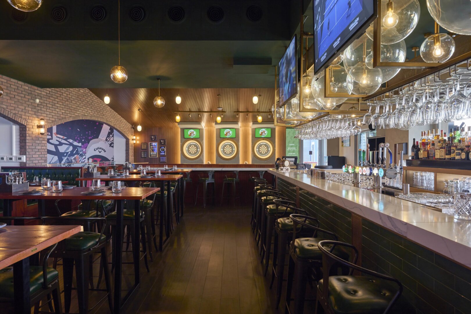 Mr. Toad's Pub & Kitchen - Premier Inn Dubai International Airport - dizzer