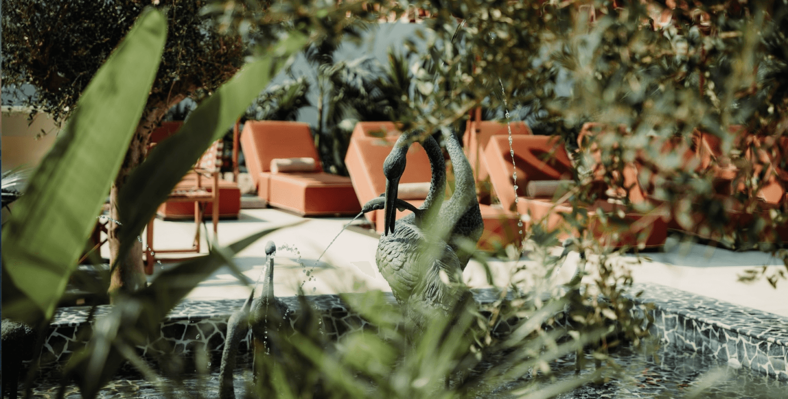 VIP Cabana - African Queen - J1 Beach - dizzer